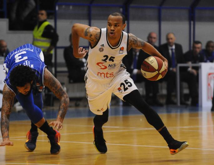 FOTO UBOD: HEČER"GROBAR"