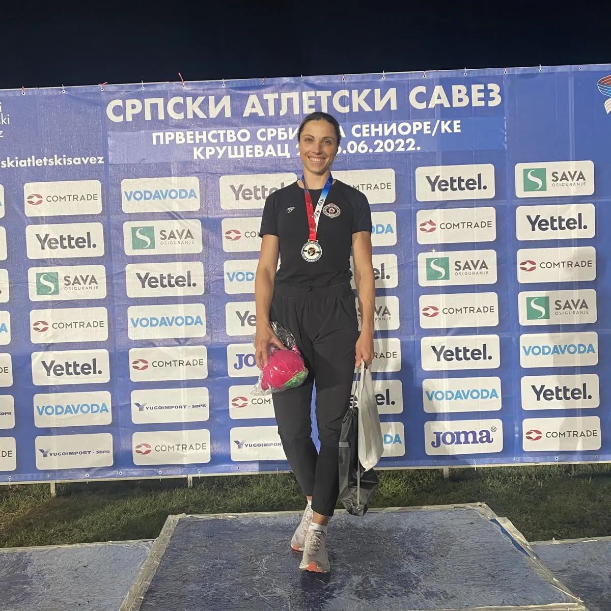 Maja Ćirić šampionka Srbije na 400m!
