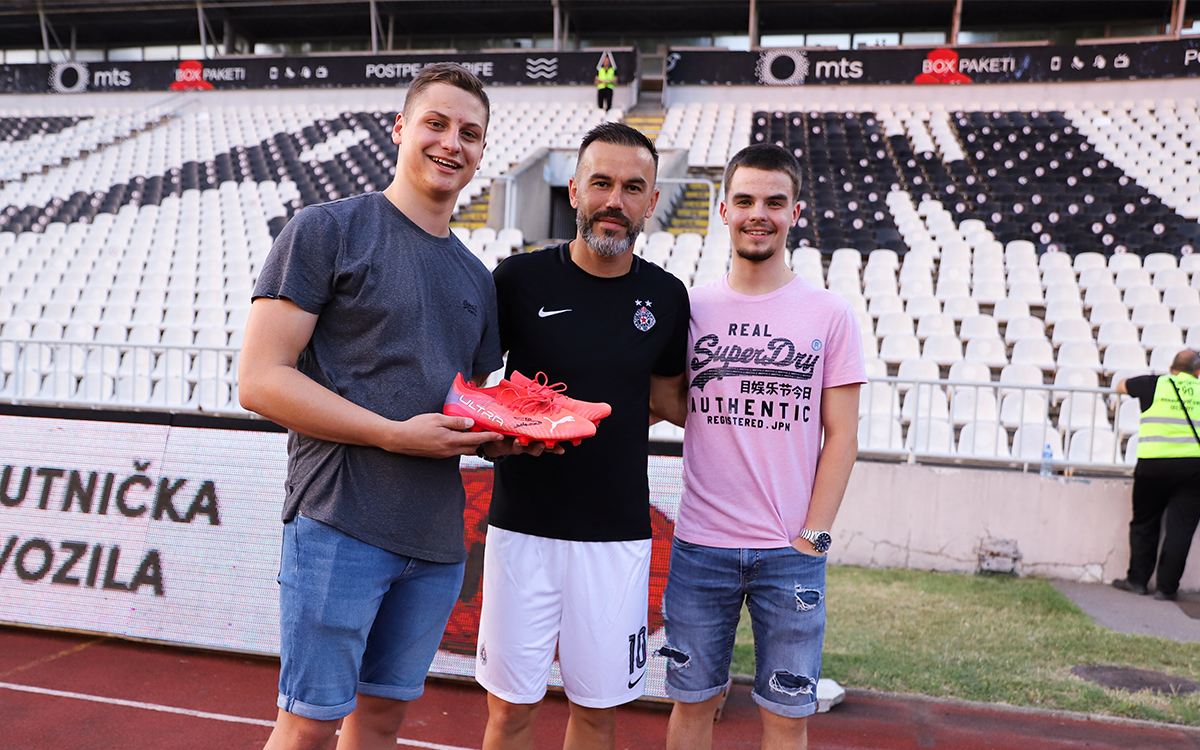 Luka je dobio Natkove kopačke!(VIDEO, FOTO GALERIJA)