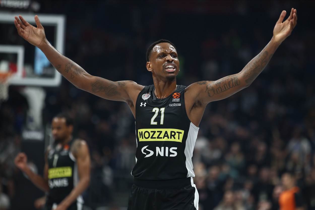 BC Partizan TV | Džejms Naneli: Navijači viši nivo! Cilj je da svakog ...